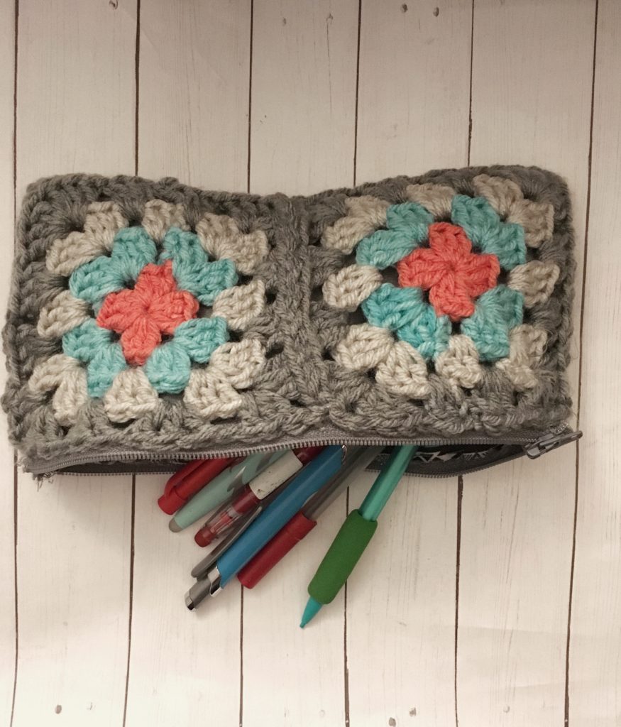 Pattern: Granny Square Pouch - Sun Sand Stitch